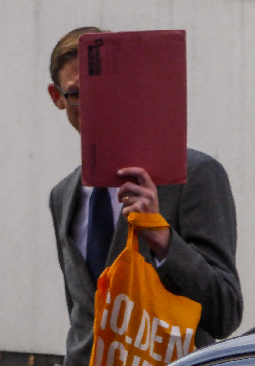Coventry teacher who exposed himself to 'girl', 13, avoids jail - The ...